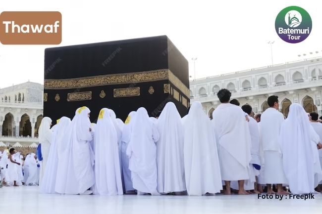 Thawaf Dan Penggunaan Sandal, Bagaimana Pendapat Ulama? Boleh Namun Ada ...